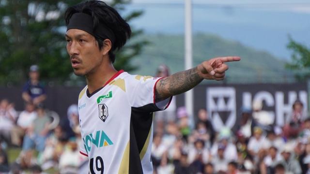 【インタビュー】いわてグルージャ盛岡の元日本代表MF小林祐希が語るJFL挑戦「本当にこのクラブに感謝している」 (1/4) - Qoly-Sports＆the Style