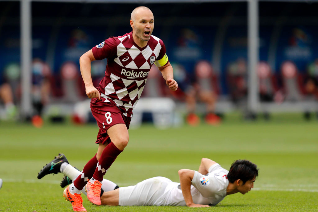 「伝説の逸品」「素晴らしく奇抜」Jリーグチームから2着！ESPNの『21世紀最高ユニフォームBEST25』に選ばれる - Qoly-Sports＆the Style