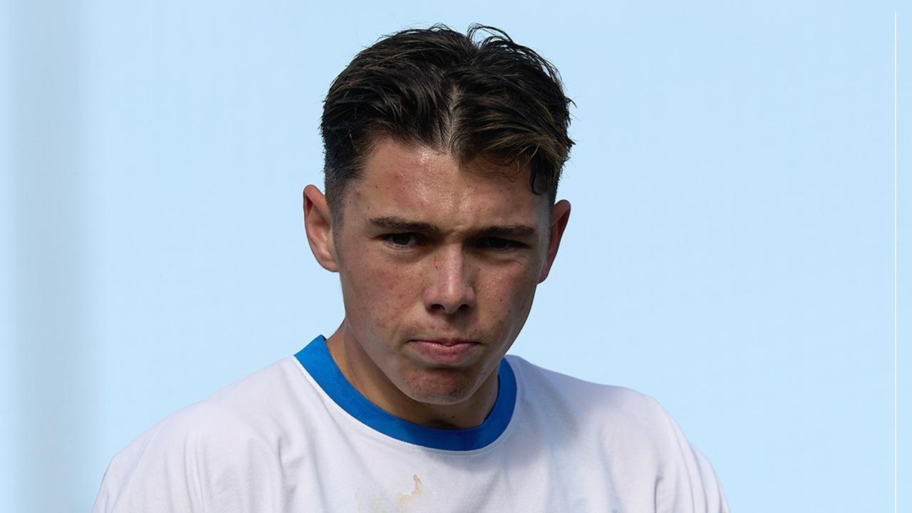 17歳ブッフォン息子、U-19チェコ代表でまたハットトリックの大暴れで『得点王』に！父も絵文字で反応 - Qoly-Sports＆the Style