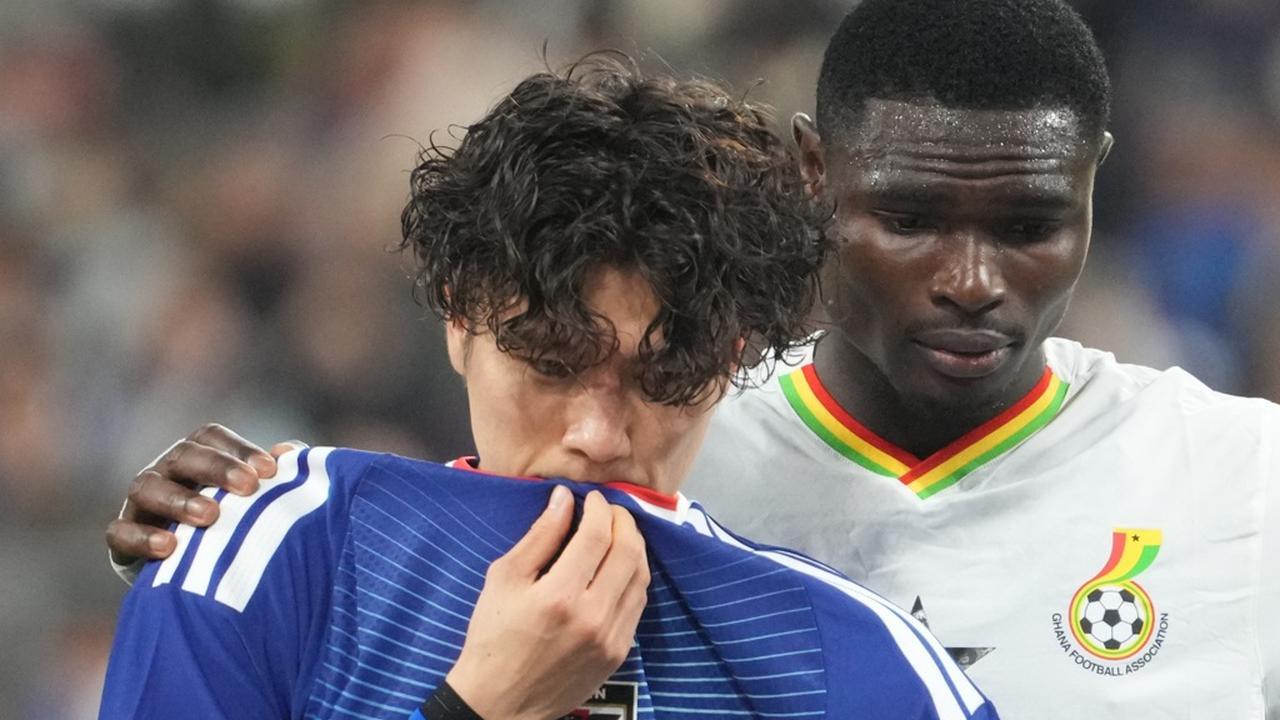 日本代表MF田中碧、重傷のガーナ選手を見舞う意思とガーナ広報「彼はプロフェッショナル、日本サッカー協会も協力的だった」 - Qoly-Sports＆the Style