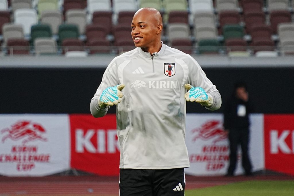 初の日本代表活動終えたGK小久保玲央ブライアン、森保監督からのエールを胸に決意新た「全試合を観ているから」 - Qoly-Sports＆the Style