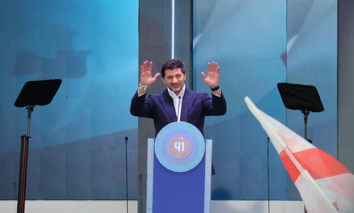 大統領も！「政治家になった」サッカー界のスーパースター8選 (2/3) - Qoly-Sports＆the Style