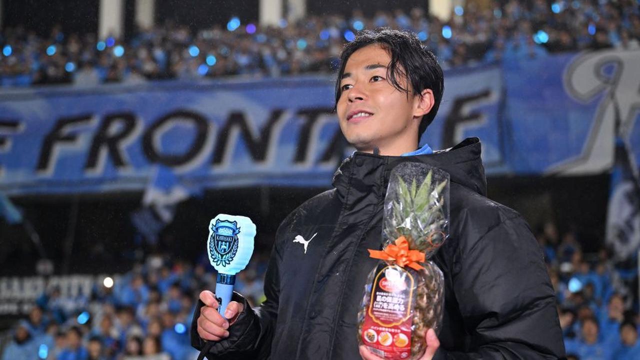 「日本に戻ってスターに成長」大ブレイクの28歳日本人FWに、欧州メディアが脱帽